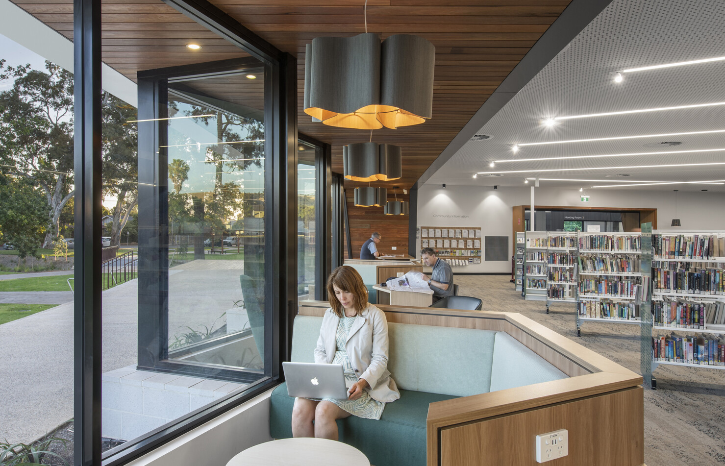 Mitcham Memorial Library - Projects - DesignInc