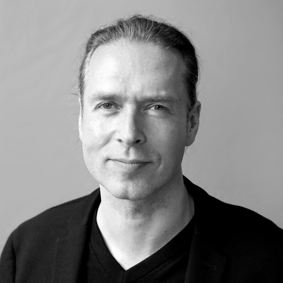 Voytek Trzebiatowski - People - DesignInc