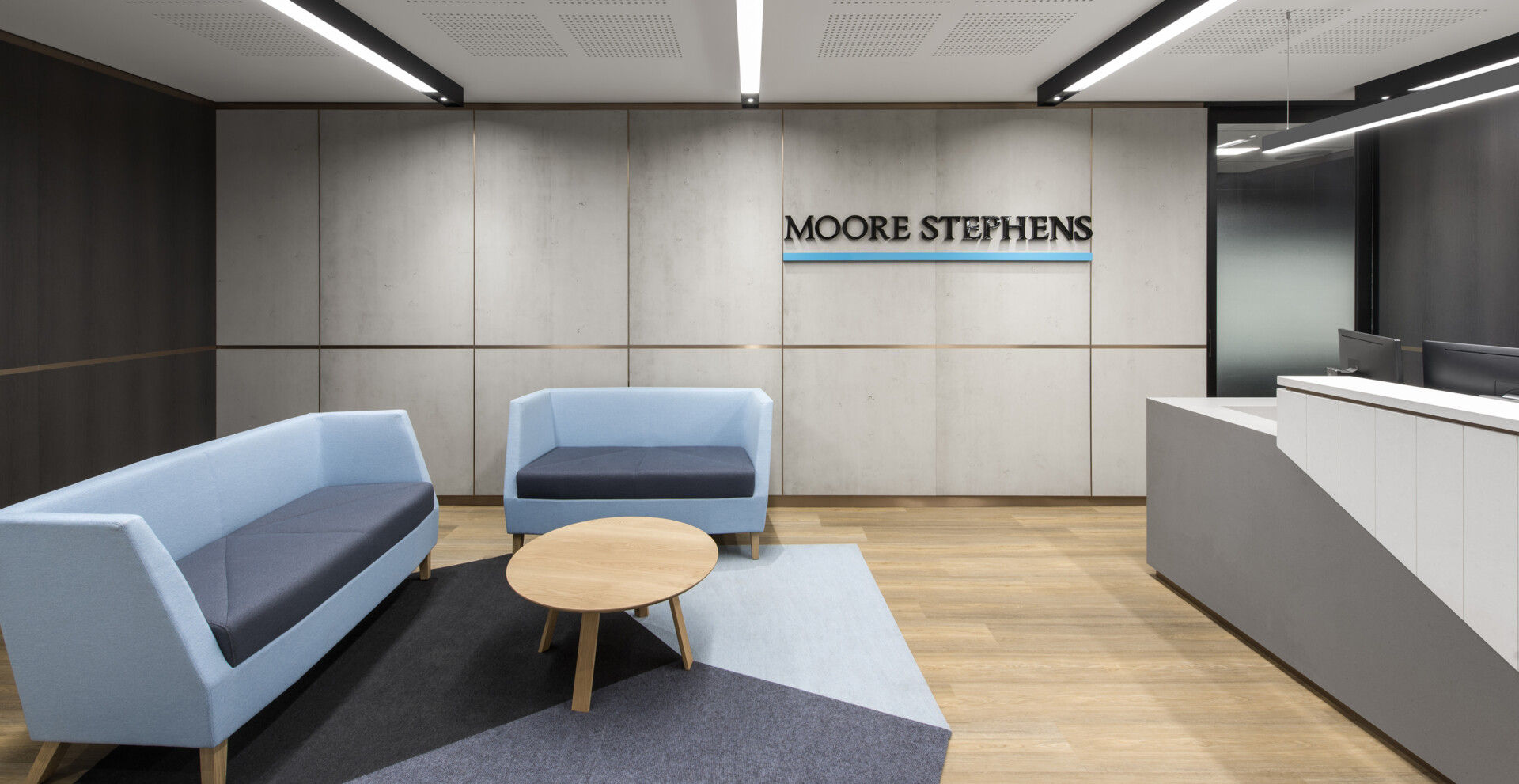 Moore Stephens Office - Projects - DesignInc
