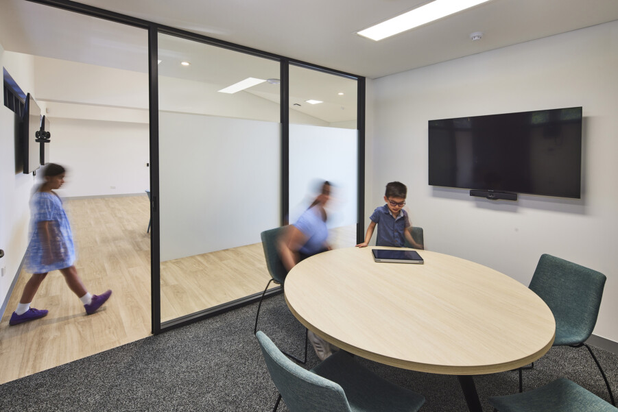 Vern Barnett School - Projects - DesignInc