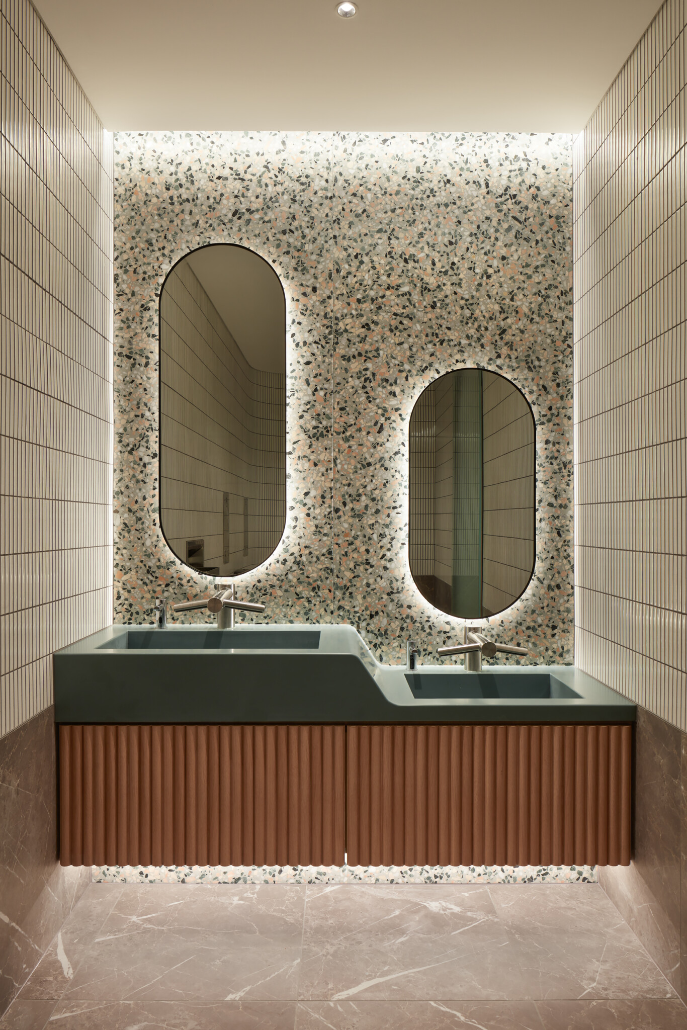 Sydney Airport T1 + T2 + T3, Amenity Upgrades - Projects - DesignInc